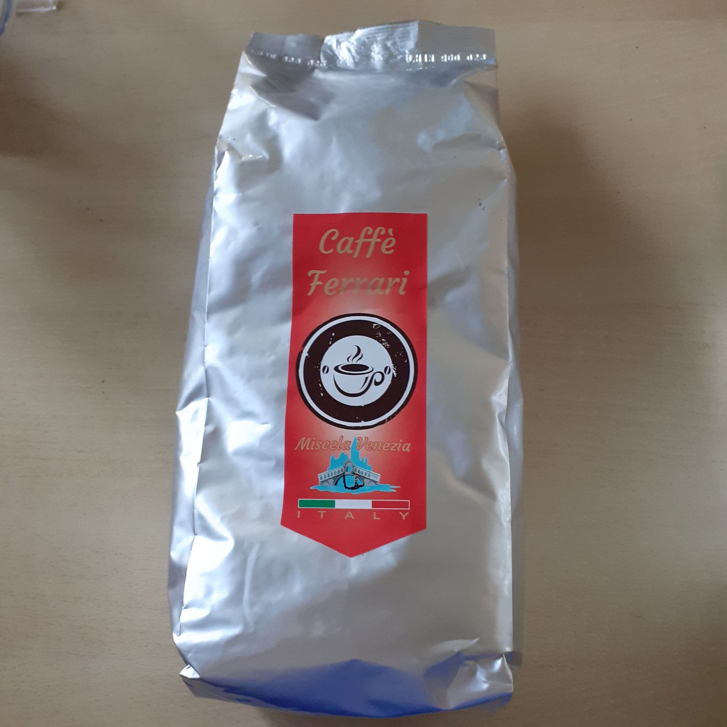 Ferrari coffee beans in 1 kg bag - Venezia Blend - Ovada - Wikifarmer